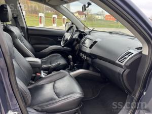 Zils Peugeot 4007 2008 Rēzekne, ar dzinēja tilpumu 2.20 L un nobraukumu 0 tūkst. km par 3700 €, foto 9 vietnē AUTOMOTO.COM.LV