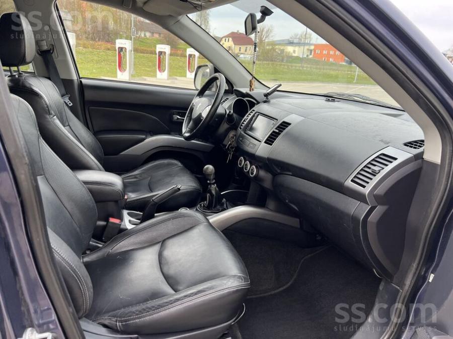 Zils Peugeot 4007 2008 Rēzekne, ar dzinēja tilpumu 2.20 L un nobraukumu 0 tūkst. km par 3700 €, foto 9 vietnē AUTOMOTO.COM.LV