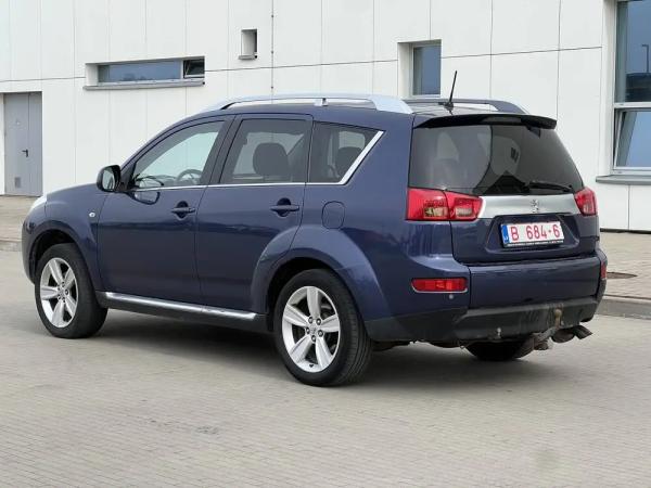 Zils Peugeot 4007 2008 Rēzekne, ar dzinēja tilpumu 2.20 L un nobraukumu 327 tūkst. km par 3800 €, foto 4 vietnē AUTOMOTO.COM.LV