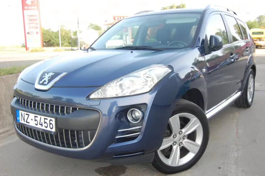 Zils Peugeot 4007 2009 Jēkabpils, ar dzinēja tilpumu 2.20 L un nobraukumu 241 tūkst. km par 6500 €, foto 1 vietnē AUTOMOTO.COM.LV
