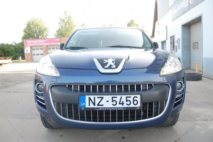 Zils Peugeot 4007 2009 Jēkabpils, ar dzinēja tilpumu 2.20 L un nobraukumu 241 tūkst. km par 6500 €, foto 5 vietnē AUTOMOTO.COM.LV