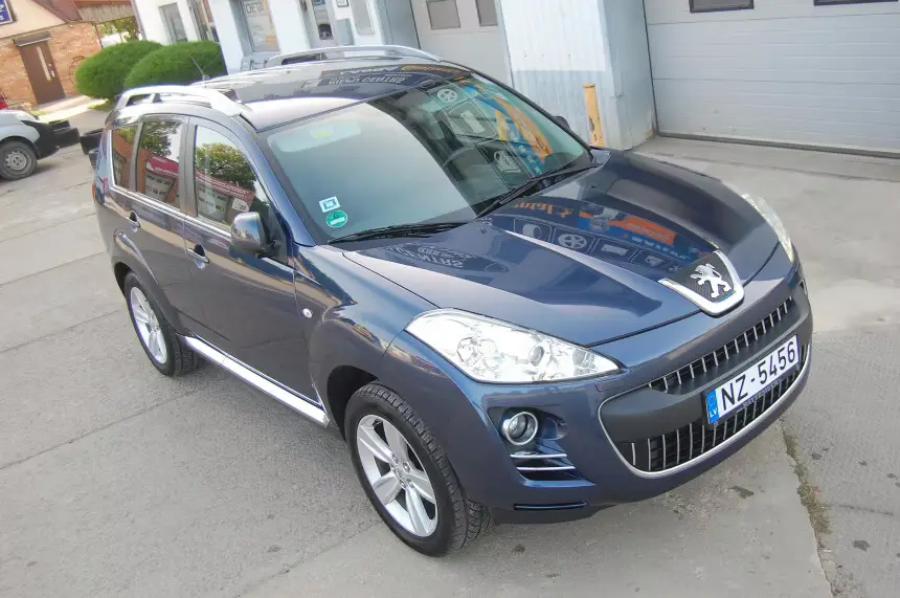 Zils Peugeot 4007 2009 Jēkabpils, ar dzinēja tilpumu 2.20 L un nobraukumu 241 tūkst. km par 6500 €, foto 6 vietnē AUTOMOTO.COM.LV