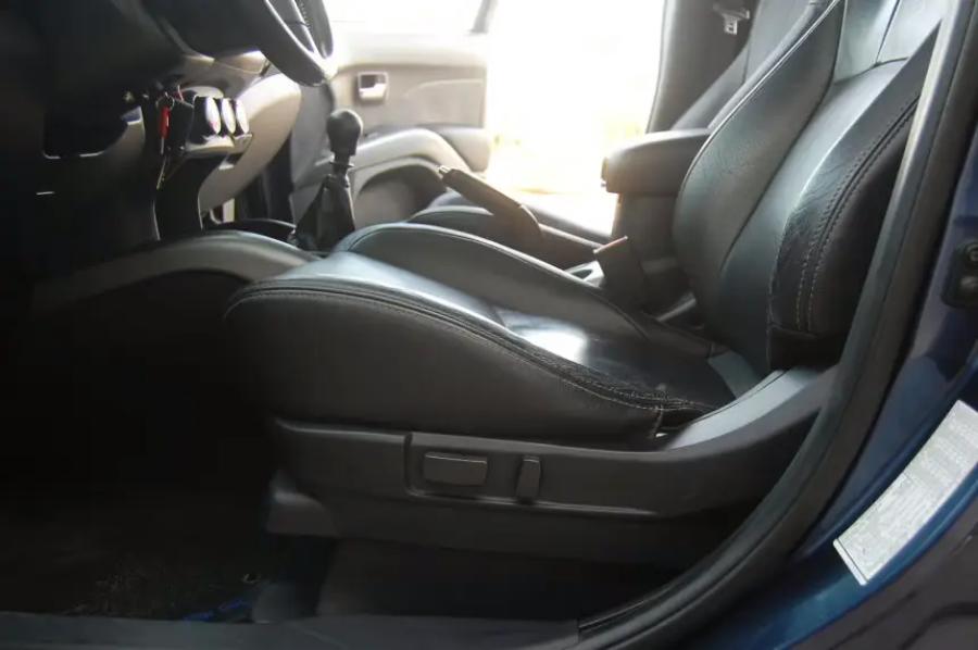 Zils Peugeot 4007 2009 Jēkabpils, ar dzinēja tilpumu 2.20 L un nobraukumu 241 tūkst. km par 6500 €, foto 20 vietnē AUTOMOTO.COM.LV
