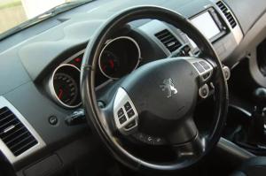 Zils Peugeot 4007 2009 Jēkabpils, ar dzinēja tilpumu 2.20 L un nobraukumu 241 tūkst. km par 6500 €, foto 21 vietnē AUTOMOTO.COM.LV