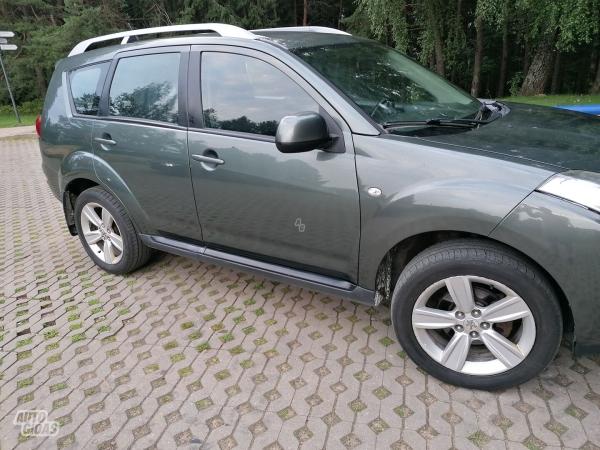 Peugeot 4007 2009 Molėtai vietnē Brūns Peugeot 4007 2009 Molėtai, ar dzinēja tilpumu 2.20 L un nobraukumu 282 tūkst. km par 2850 €, foto 8 vietnē AUTOMOTO.COM.LV