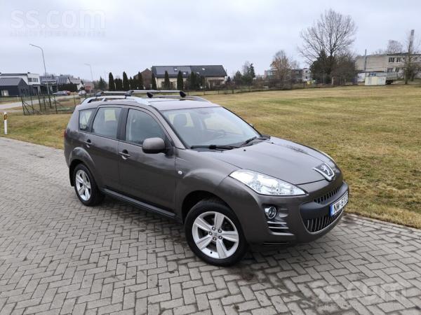 Brūns Peugeot 4007 2013 Rīga, ar dzinēja tilpumu 2.20 L un nobraukumu 239 tūkst. km par 5900 €, foto 1 vietnē AUTOMOTO.COM.LV