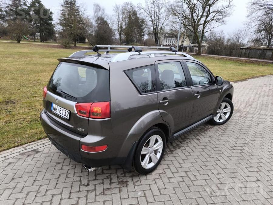 Brūns Peugeot 4007 2013 Rīga, ar dzinēja tilpumu 2.20 L un nobraukumu 239 tūkst. km par 4900 €, foto 4 vietnē AUTOMOTO.COM.LV