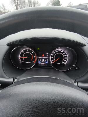 Brūns Peugeot 4007 2013 Rīga, ar dzinēja tilpumu 2.20 L un nobraukumu 239 tūkst. km par 4900 €, foto 9 vietnē AUTOMOTO.COM.LV