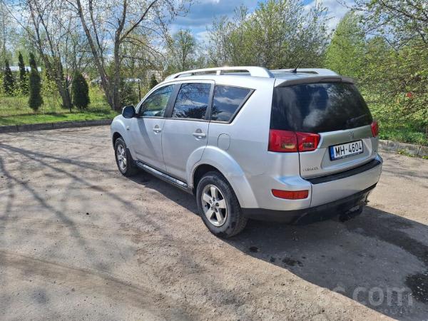 Peugeot 4007 2007 Daugavpils, ar dzinēja tilpumu 2.20 L un nobraukumu 0 tūkst. km par 3690 €, foto 5 vietnē AUTOMOTO.COM.LV