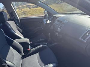Peugeot 4007 2007 Narva, ar dzinēja tilpumu 2.20 L un nobraukumu 280 tūkst. km par 3300 €, foto 12 vietnē AUTOMOTO.COM.LV