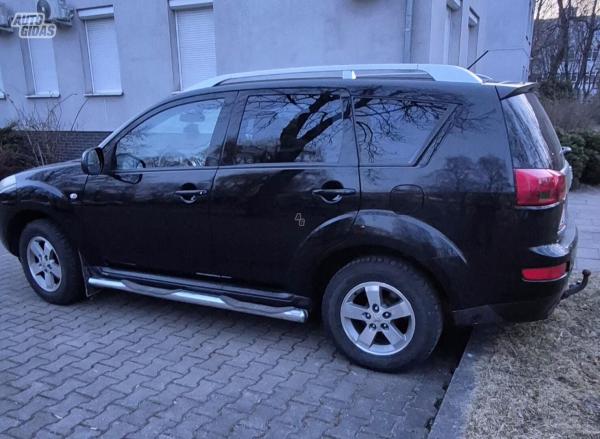 Peugeot 4007 2008 in Vilnius, with an engine capacity of 2.40 L and mileage of 295 thousand km for 3000 €, photo 4 on AUTOMOTO.COM.LV