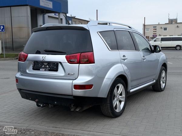 Peugeot 4007 2008 in Kretinga, with an engine capacity of 2.20 L and mileage of 292 thousand km for 3999 €, photo 6 on AUTOMOTO.COM.LV