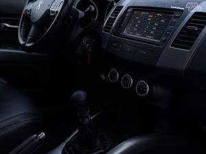 Peugeot 4007 2008 Kretinga, ar dzinēja tilpumu 2.20 L un nobraukumu 292 tūkst. km par 3999 €, foto 16 vietnē AUTOMOTO.COM.LV