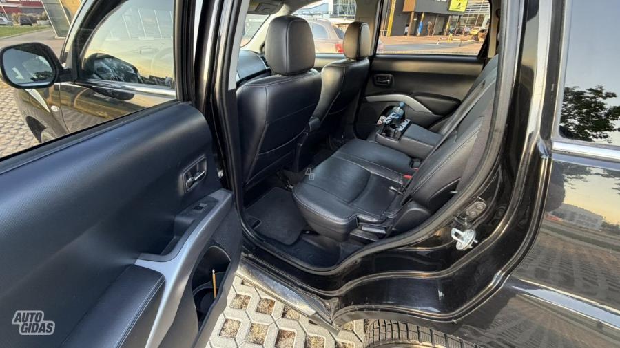 Peugeot 4007 2009 Šauļi, ar dzinēja tilpumu 2.20 L un nobraukumu 299 tūkst. km par 2950 €, foto 8 vietnē AUTOMOTO.COM.LV