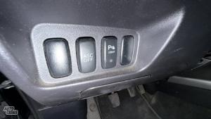 Peugeot 4007 2009 in Siauliai, with an engine capacity of 2.20 L and mileage of 299 thousand km for 2850 €, photo 16 on AUTOMOTO.COM.LV