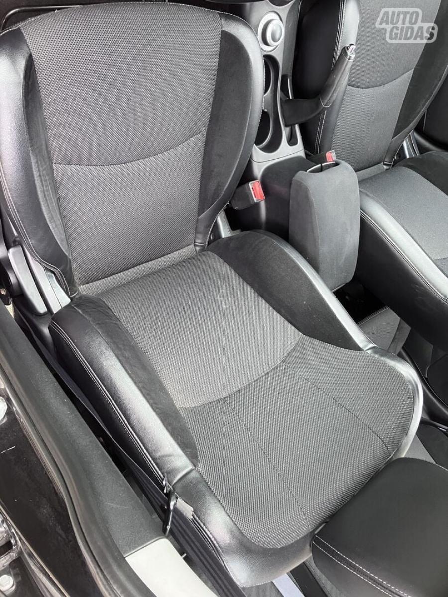 Peugeot 4007 2009 Šauļi, ar dzinēja tilpumu 2.20 L un nobraukumu 187 tūkst. km par 3999 €, foto 22 vietnē AUTOMOTO.COM.LV