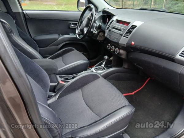 Peugeot 4007 2011 Tallina, ar dzinēja tilpumu 2.20 L un nobraukumu 201 tūkst. km par 5500 €, foto 8 vietnē AUTOMOTO.COM.LV