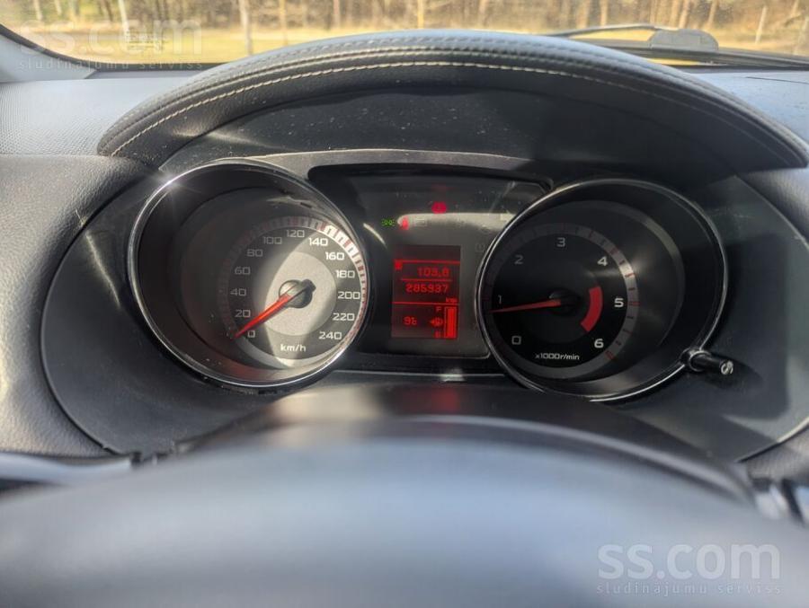 Green Peugeot 4007 2007 in Jurmala, with an engine capacity of 2.20 L and mileage of 294 thousand km for 3100 €, photo 11 on AUTOMOTO.COM.LV