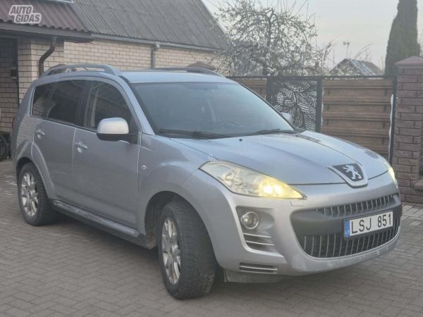 Grey Peugeot 4007 2007 in Radviliskis, with an engine capacity of 2.20 L and mileage of 271 thousand km for 2200 €, photo 1 on AUTOMOTO.COM.LV