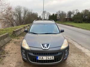 Grey Peugeot 4007 2008 in Riga, with an engine capacity of 2.20 L and mileage of 257 thousand km for 3800 €, photo 6 on AUTOMOTO.COM.LV
