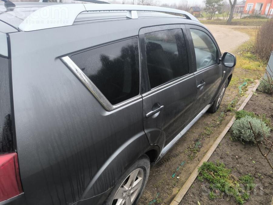 Grey Peugeot 4007 2008 in Daugavpils, with an engine capacity of 2.20 L and mileage of 321 thousand km for 2250 €, photo 14 on AUTOMOTO.COM.LV