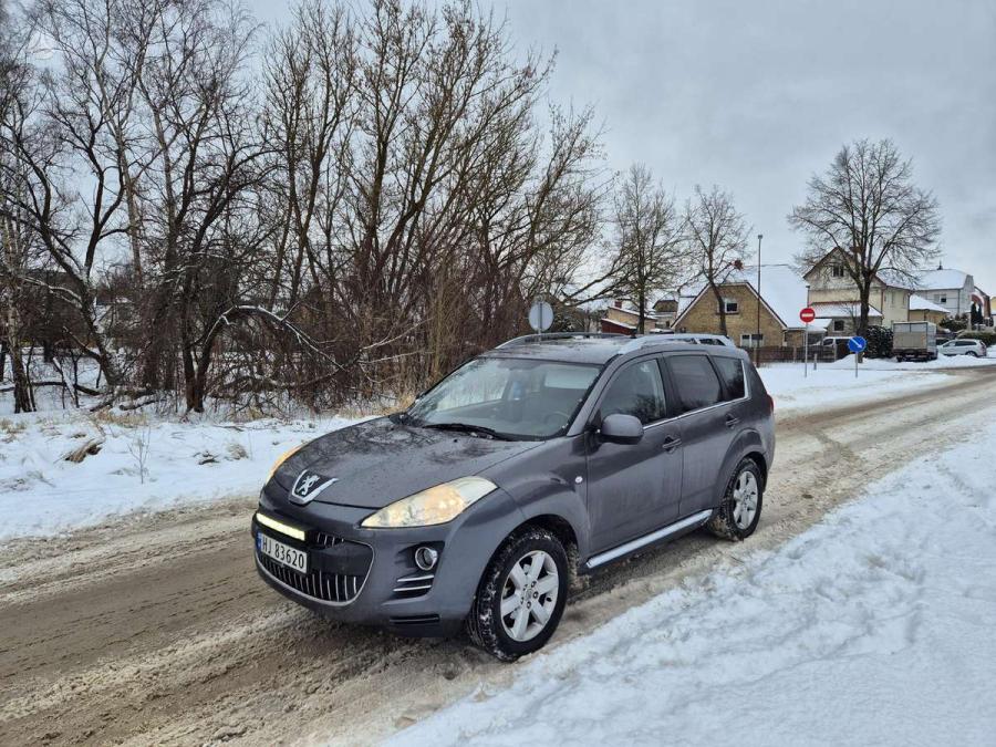 Pelēks Peugeot 4007 2008 Šauļi, ar dzinēja tilpumu 2.20 L un nobraukumu 281 tūkst. km par 2577 €, foto 2 vietnē AUTOMOTO.COM.LV