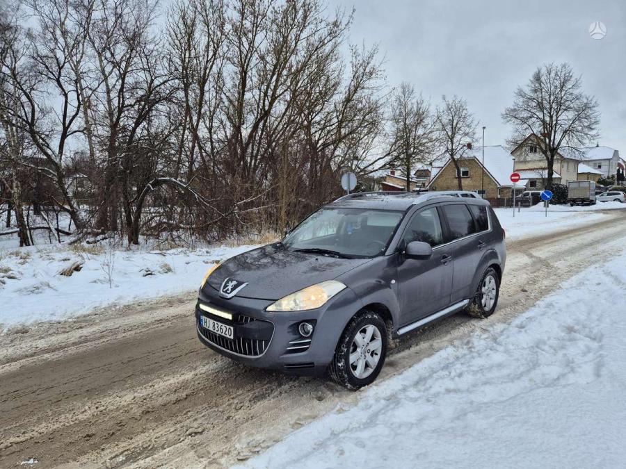 Pelēks Peugeot 4007 2008 Šauļi, ar dzinēja tilpumu 2.20 L un nobraukumu 281 tūkst. km par 2577 €, foto 4 vietnē AUTOMOTO.COM.LV