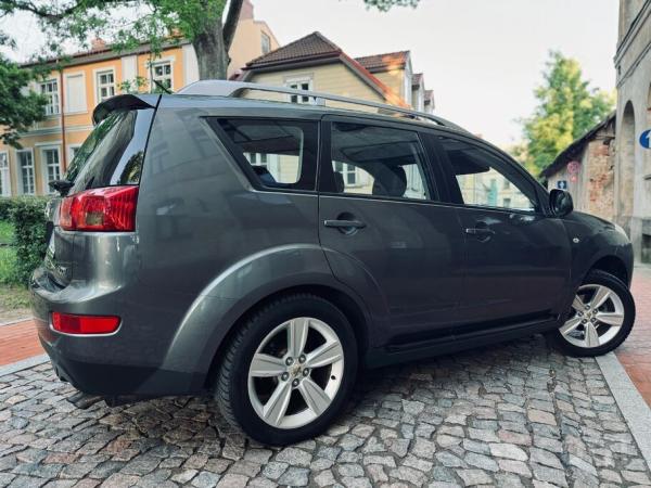 Pelēks Peugeot 4007 2008 Cēsis, ar dzinēja tilpumu 2.20 L un nobraukumu 0 tūkst. km par 5450 €, foto 6 vietnē AUTOMOTO.COM.LV