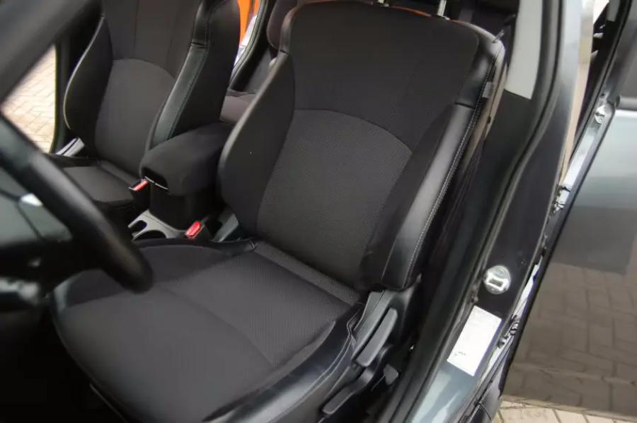 Grey Peugeot 4007 2008 in Jekabpils, with an engine capacity of 2.20 L and mileage of 189 thousand km for 6250 €, photo 23 on AUTOMOTO.COM.LV