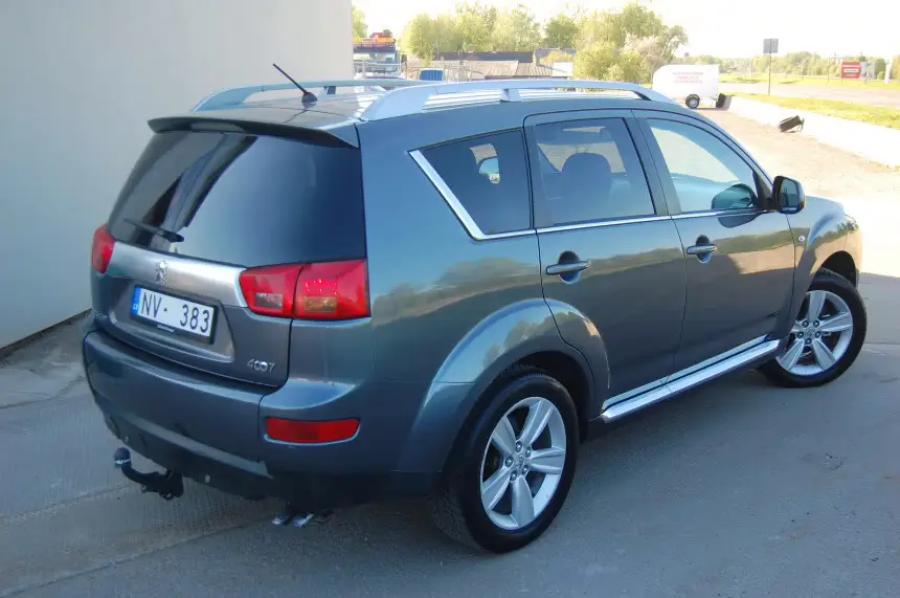 Pelēks Peugeot 4007 2008 Jēkabpils, ar dzinēja tilpumu 2.20 L un nobraukumu 268 tūkst. km par 4500 €, foto 3 vietnē AUTOMOTO.COM.LV