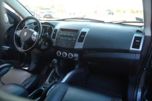 Pelēks Peugeot 4007 2008 Jēkabpils, ar dzinēja tilpumu 2.20 L un nobraukumu 268 tūkst. km par 4500 €, foto 14 vietnē AUTOMOTO.COM.LV