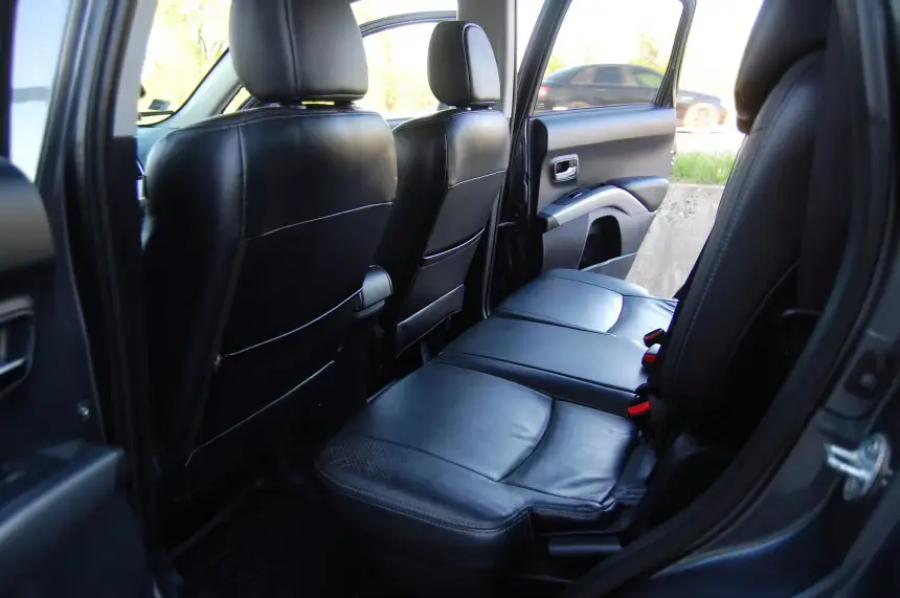 Pelēks Peugeot 4007 2008 Jēkabpils, ar dzinēja tilpumu 2.20 L un nobraukumu 268 tūkst. km par 4500 €, foto 15 vietnē AUTOMOTO.COM.LV