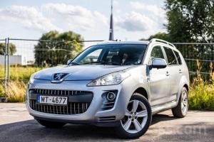 Pelēks Peugeot 4007 2008 Rīga, ar dzinēja tilpumu 2.20 L un nobraukumu 326 tūkst. km par 4990 €, foto  vietnē AUTOMOTO.COM.LV