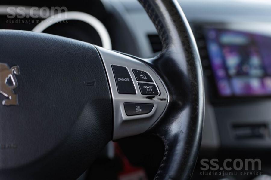 Grey Peugeot 4007 2008 in Riga, with an engine capacity of 2.20 L and mileage of 326 thousand km for 4990 €, photo 20 on AUTOMOTO.COM.LV