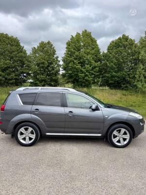Pelēks Peugeot 4007 2008 Marijampole, ar dzinēja tilpumu 2.18 L un nobraukumu 262 tūkst. km par 3100 €, foto 17 vietnē AUTOMOTO.COM.LV