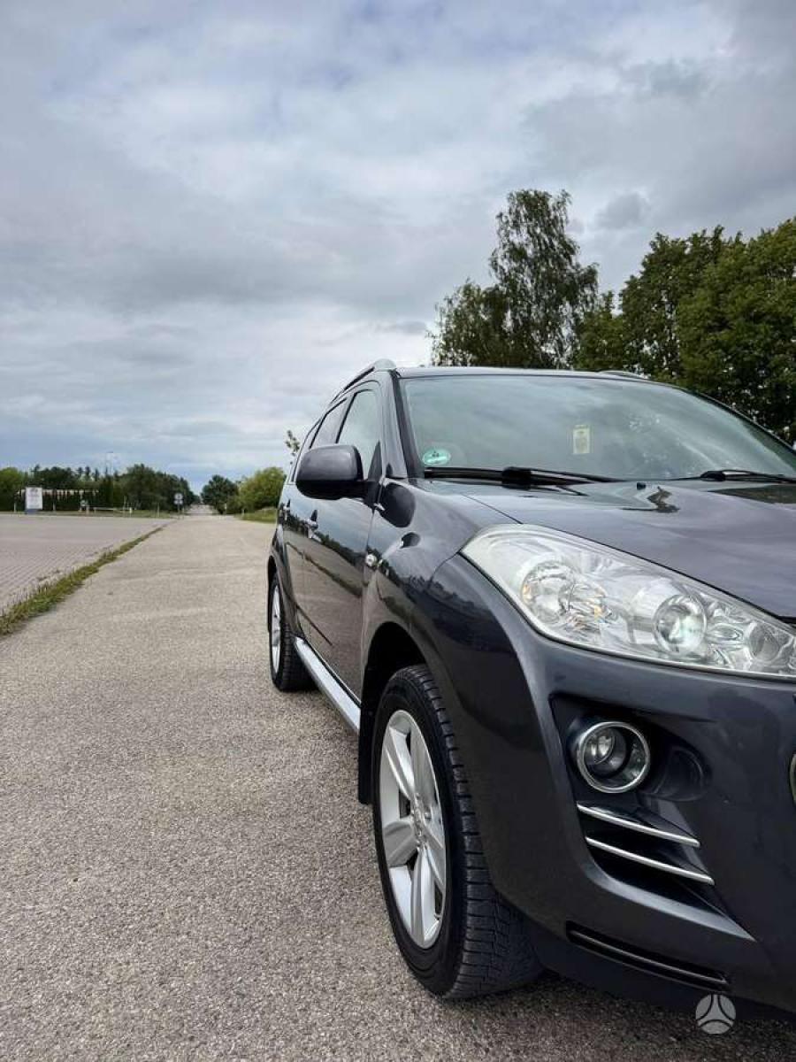 Pelēks Peugeot 4007 2008 Marijampole, ar dzinēja tilpumu 2.18 L un nobraukumu 262 tūkst. km par 3100 €, foto 30 vietnē AUTOMOTO.COM.LV