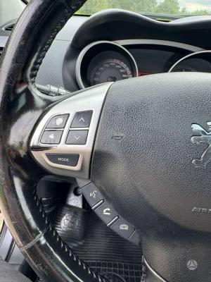 Pelēks Peugeot 4007 2008 Marijampole, ar dzinēja tilpumu 2.18 L un nobraukumu 262 tūkst. km par 3100 €, foto 49 vietnē AUTOMOTO.COM.LV