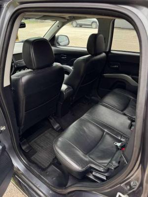 Pelēks Peugeot 4007 2008 Marijampole, ar dzinēja tilpumu 2.18 L un nobraukumu 262 tūkst. km par 3100 €, foto 57 vietnē AUTOMOTO.COM.LV