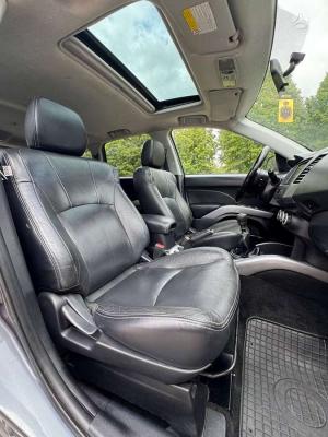 Pelēks Peugeot 4007 2008 Marijampole, ar dzinēja tilpumu 2.18 L un nobraukumu 262 tūkst. km par 3100 €, foto 72 vietnē AUTOMOTO.COM.LV
