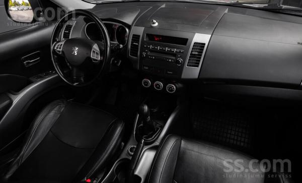 Pelēks Peugeot 4007 2008 Jelgava, ar dzinēja tilpumu 2.20 L un nobraukumu 0 tūkst. km par 2850 €, foto 7 vietnē AUTOMOTO.COM.LV