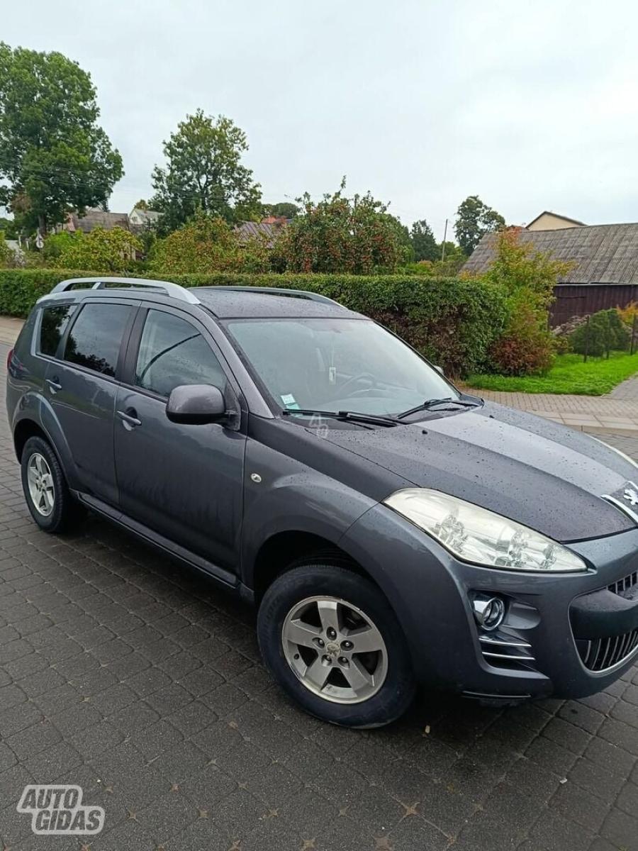 Grey Peugeot 4007 2008 in Telschi, with an engine capacity of 2.20 L and mileage of 271 thousand km for 3200 €, photo 1 on AUTOMOTO.COM.LV
