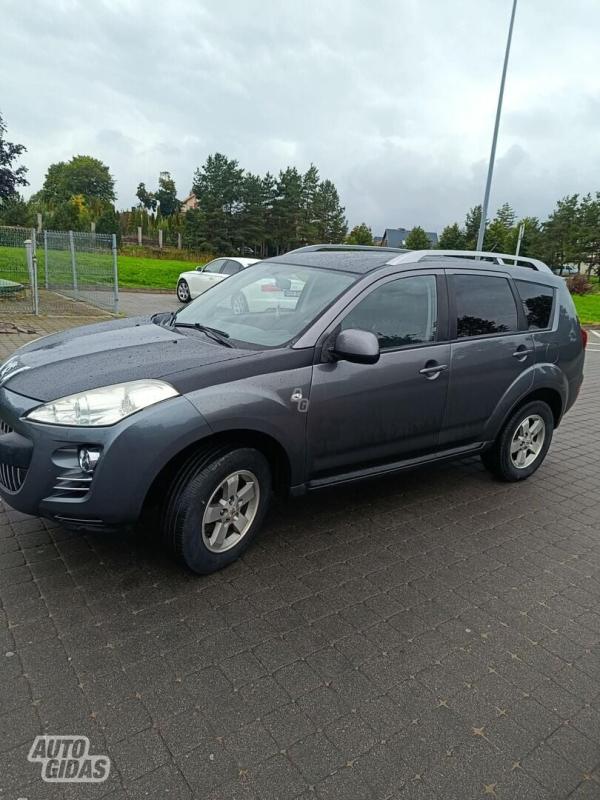 Pelēks Peugeot 4007 2008 Telšiai, ar dzinēja tilpumu 2.20 L un nobraukumu 271 tūkst. km par 3200 €, foto 4 vietnē AUTOMOTO.COM.LV