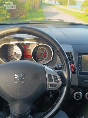 Grey Peugeot 4007 2008 in Telschi, with an engine capacity of 2.20 L and mileage of 271 thousand km for 3200 €, photo 10 on AUTOMOTO.COM.LV