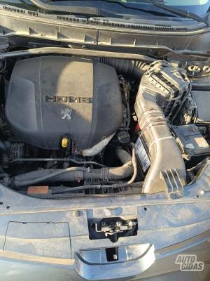 Grey Peugeot 4007 2008 in Telschi, with an engine capacity of 2.20 L and mileage of 271 thousand km for 3200 €, photo 12 on AUTOMOTO.COM.LV