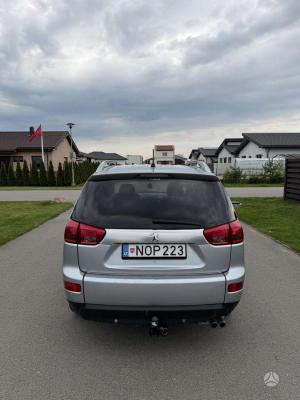 Grey Peugeot 4007 2009 in Klaipeda, with an engine capacity of 2.18 L and mileage of 342 thousand km for 2650 €, photo 7 on AUTOMOTO.COM.LV
