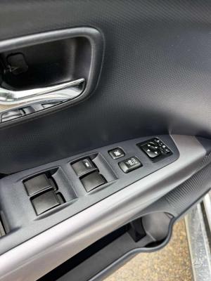 Grey Peugeot 4007 2009 in Klaipeda, with an engine capacity of 2.18 L and mileage of 342 thousand km for 2650 €, photo 13 on AUTOMOTO.COM.LV
