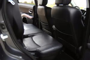 Grey Peugeot 4007 2010 in Jekabpils, with an engine capacity of 2.20 L and mileage of 248 thousand km for 6555 €, photo 17 on AUTOMOTO.COM.LV