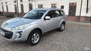 Grey Peugeot 4007 2010 in Mazeikiai, with an engine capacity of 2.20 L and mileage of 227 thousand km for 4150 €, photo  on AUTOMOTO.COM.LV
