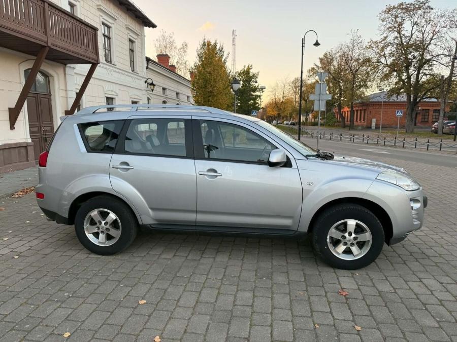 Серый Пежо 4007 2010 в Мажейкяй, объемом двигателя 2.20 л и пробегом 227 тыс. км за 4150 €, фото 8 на AUTOMOTO.COM.LV