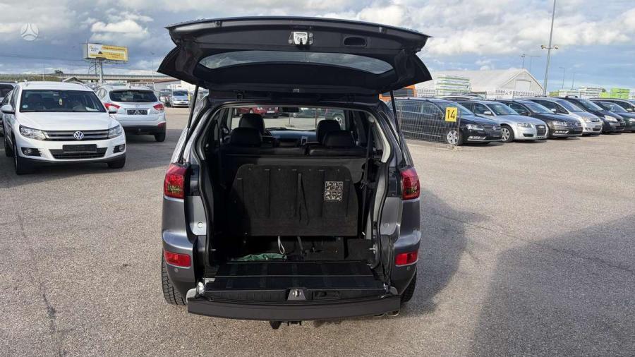 Pelēks Peugeot 4007 2011 Marijampole, ar dzinēja tilpumu 2.18 L un nobraukumu 238 tūkst. km par 5650 €, foto 16 vietnē AUTOMOTO.COM.LV